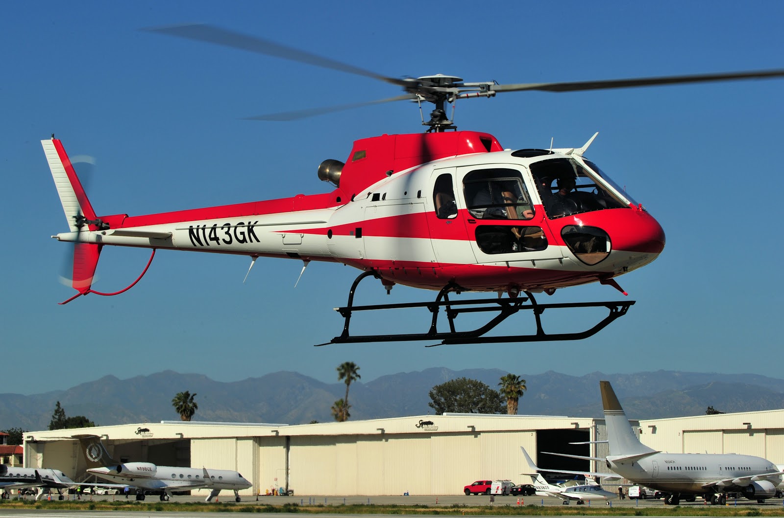 Group 3 Helicopter Tours and Charters Los Angeles - Aerial Tours