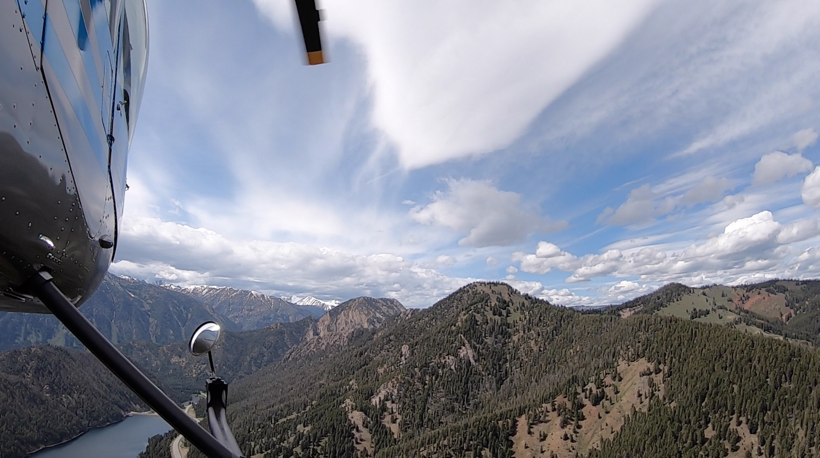 Yellowstone Helicopters Montana - Aerial Tours